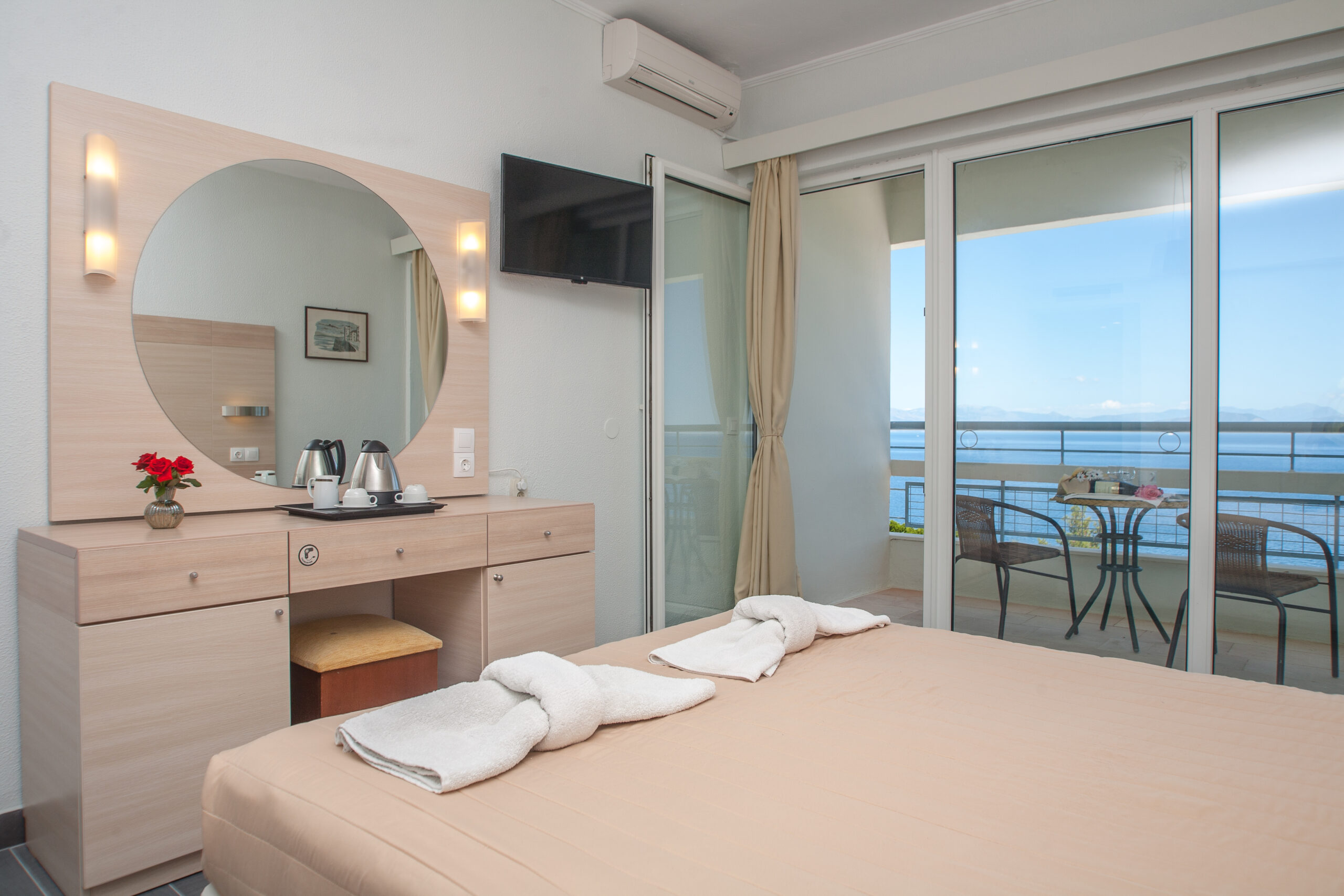 Alexandros Hotel, Perama, Corfu